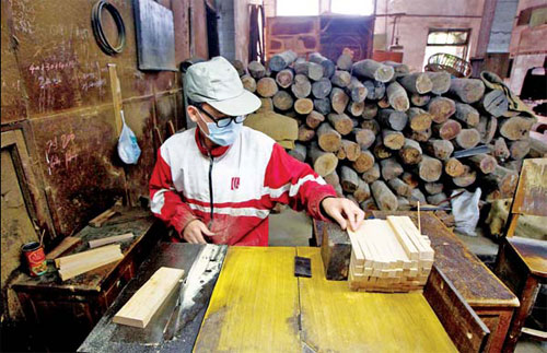 Making fans by maintaining an ancient China tradition|Business ...